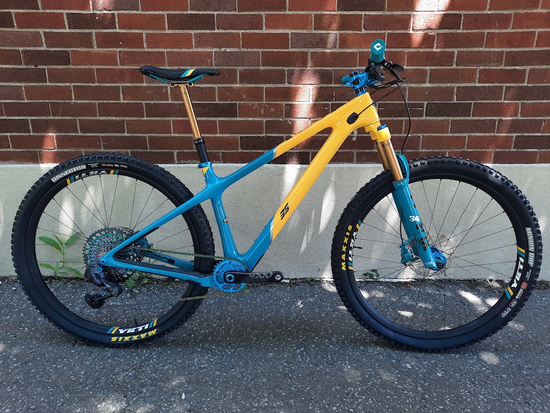 2021 YETI ARC 35TH ANNIVERSARY MEDIUM ONLY 100 MADE For Sale 2021 YETI ARC 35TH ANNIVERSARY MEDIUM ONLY 100 MADE For Sale