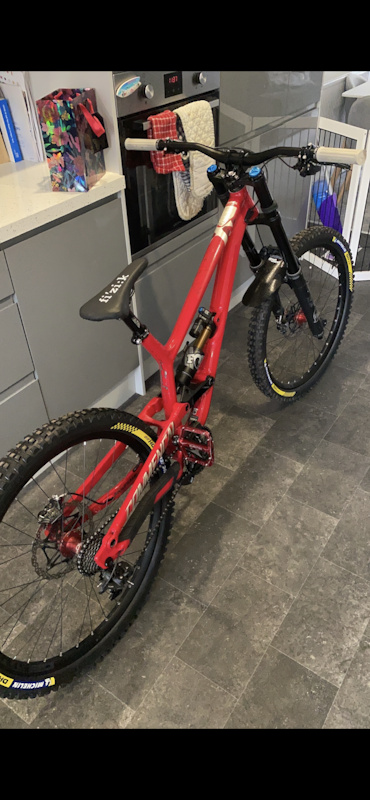 2020 Commencal furious large For Sale