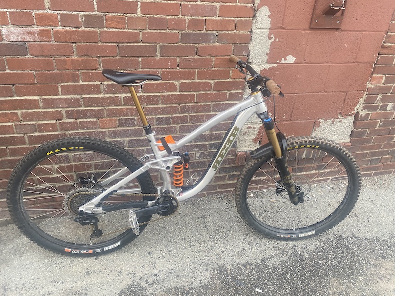2021 Medium Reeb Sqweeb v3 For Sale