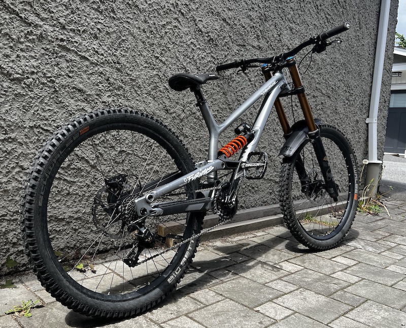 2021 Commencal Furious Signature For Sale