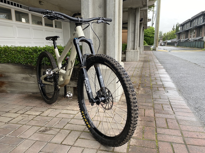 2020 YT Capra Comp For Sale