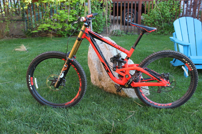 2015 SCOTT Gambler Downhill, very lightly used For Sale