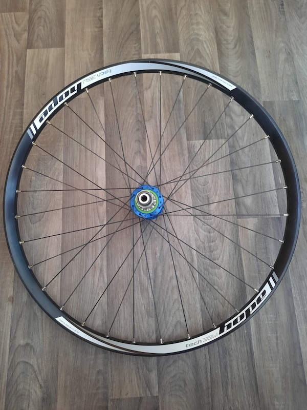 Hope Tech35W on Pro4 148x12 boost or 141 QR HG or XD For Sale