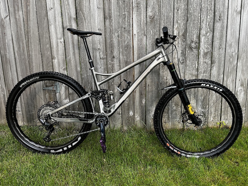 2021 Banshee Titan frame, -1* headset, extras For Sale