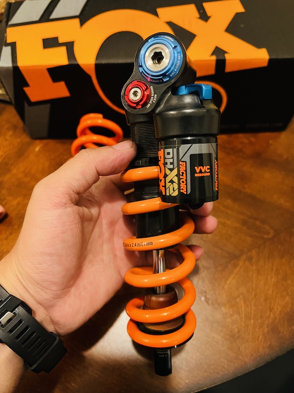 2022 Fox DHX2 (barely used) For Sale