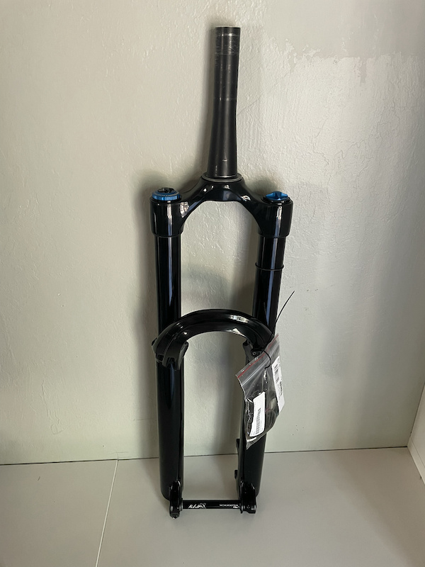 2021 Fox 38 Perf. Elite 170/180- Serviced - Ships FREE For Sale