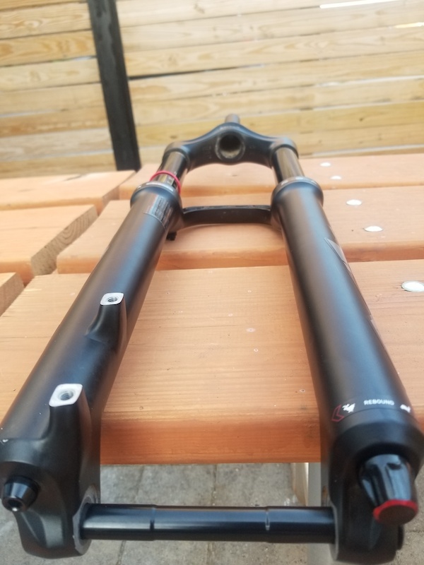 2021 Rockshox lyric ultimate 29 For Sale