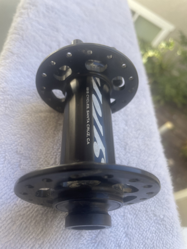Ibis front Hub 32h For Sale