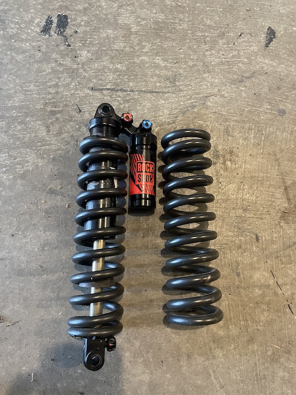 2016 Rockshox Vivid RC2 Coil + extra spring 267x89 For Sale
