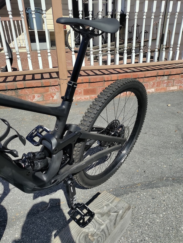 2021 PRICE DROP Specialized Enduro comp S2 For Sale