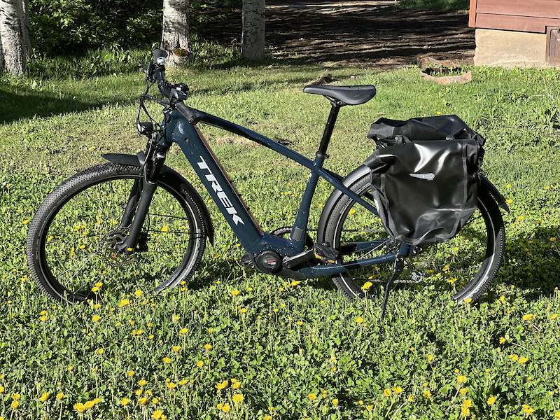2022 BRAND NEW Trek Allant+ 7S E-Commuter Bike with bags! For Sale