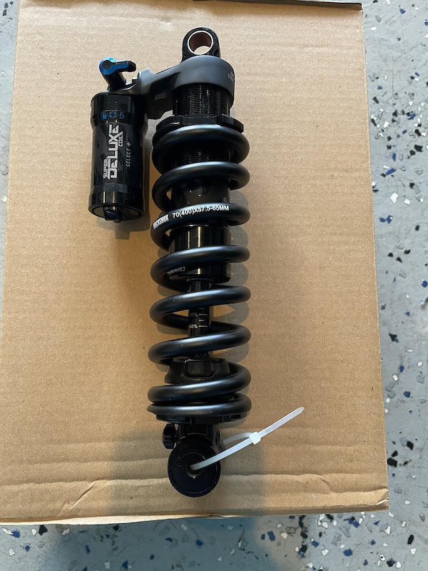 2022 Rockshox super deluxe select+ coil 230x62.5mm For Sale