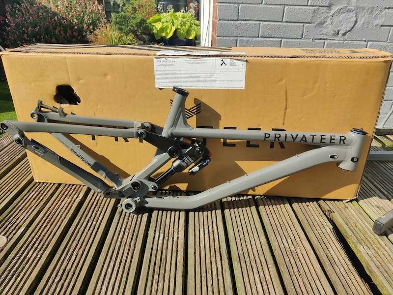 2021 Privateer 141 Frame SR Suntour Tri-Air Shock For Sale