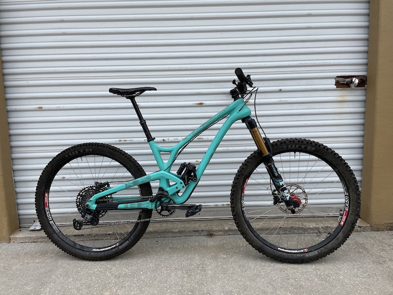 2020 Small Evil Calling (Shipping/PayPal Included) For Sale