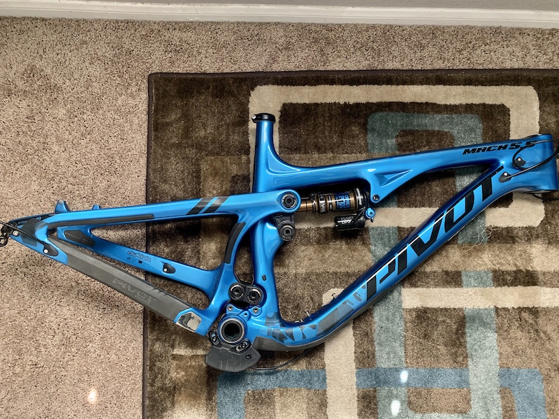 2021 Pivot Mach 5.5 For Sale