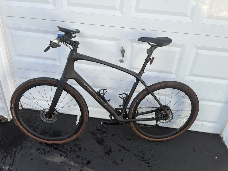 2022 Trek FX 6 Carbon Sport For Sale