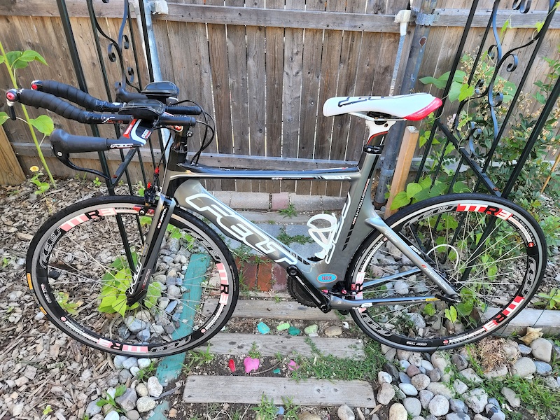 Felt b14 high Modulus Carbon Tri Bike 49cm 650c For Sale