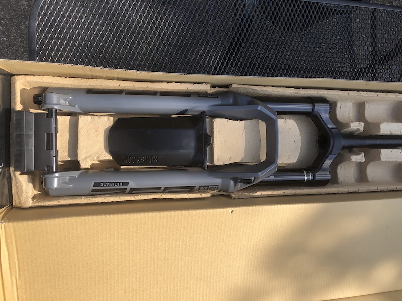 2022 Rockshox ZEB ultimate grey 29 For Sale