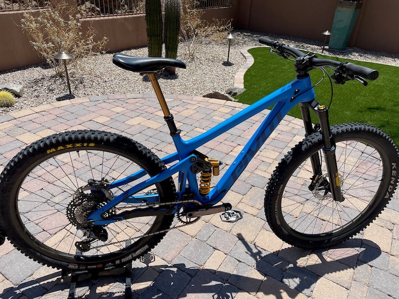 2021 Pivot Switchblade with Ohlins Suspension For Sale