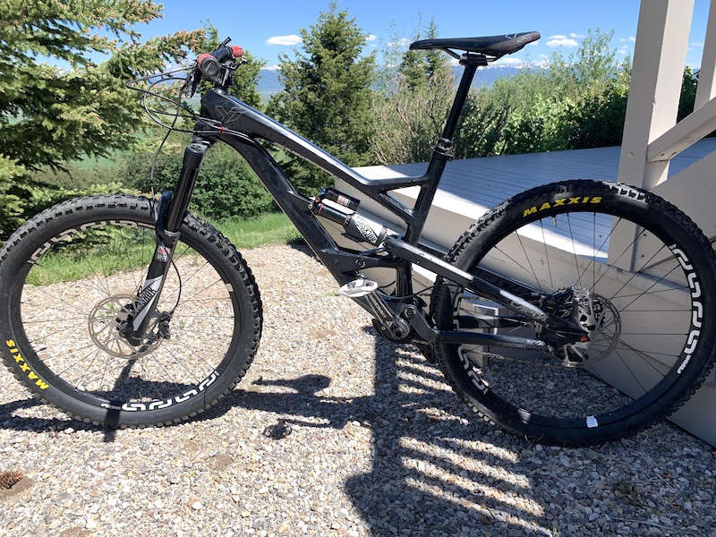 2017 YT Capra CF - Medium For Sale