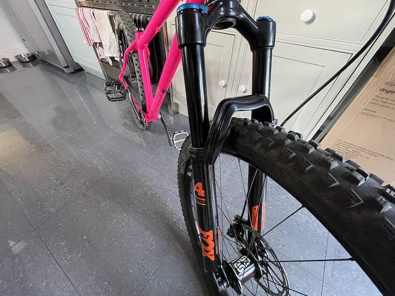 2019 Fox 34 Performance 140mm 29/27.5+ Forks For Sale