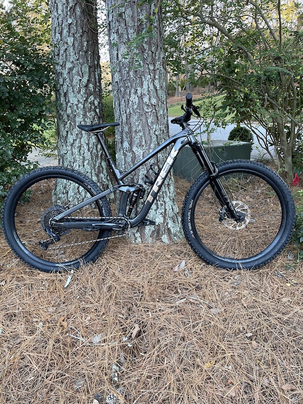 2022 Trek Slash Medium For Sale