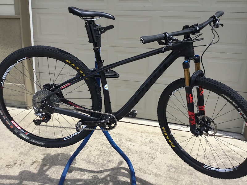 2018 Pivot LES with Dropper Small For Sale