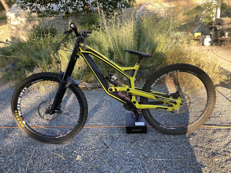 2016 YT Tues CF with Upgrades For Sale
