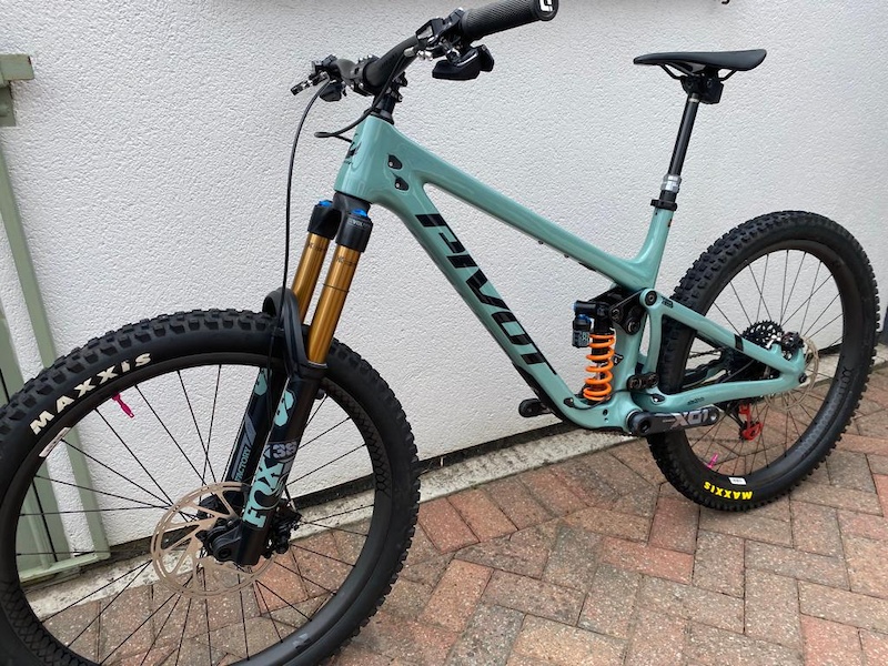 2021 Pivot Mach 6 Custom build /AXS For Sale