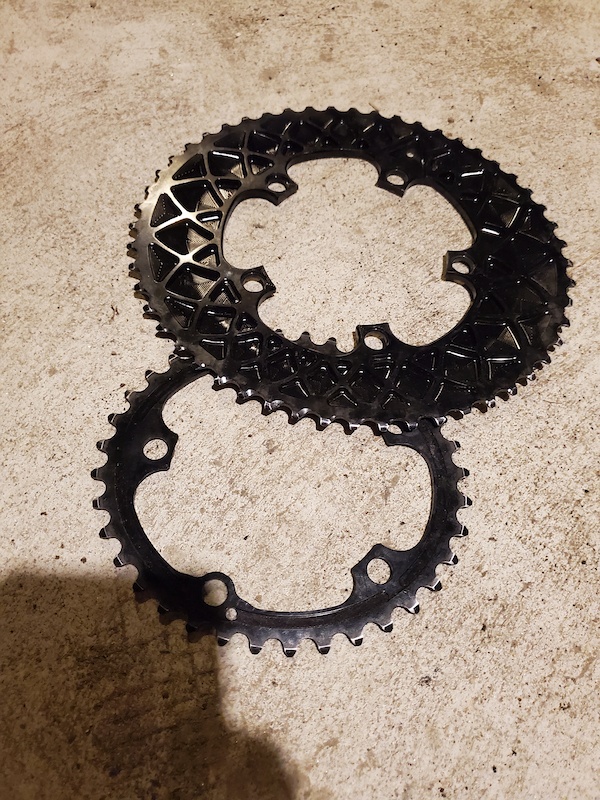 2022 Absolute black oval 50/34 chainrings For Sale
