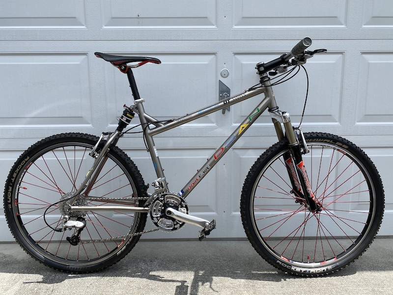 2002 DEAN Duke Titanium XT Industry Nine 17” For Sale