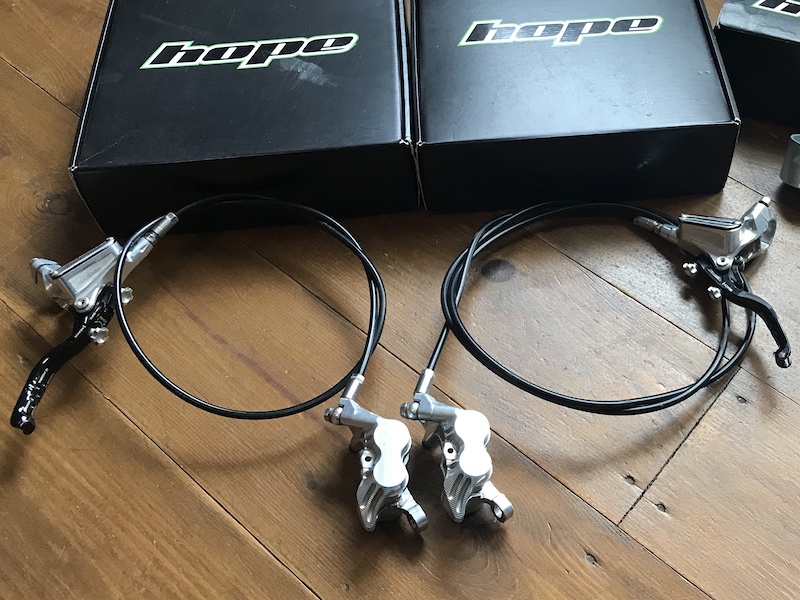Hope tech 3 V4 brake set -Silver For Sale