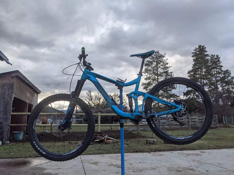 2019 Giant Reign 2 For Sale