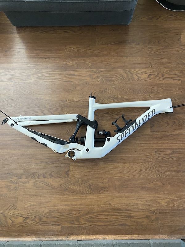 2021 Specialized enduro frame (cracked) For Sale