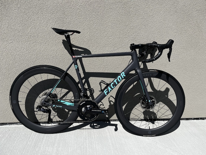 Factor O2 Disc with new 12 sp Ultegra DI2 8170 For Sale