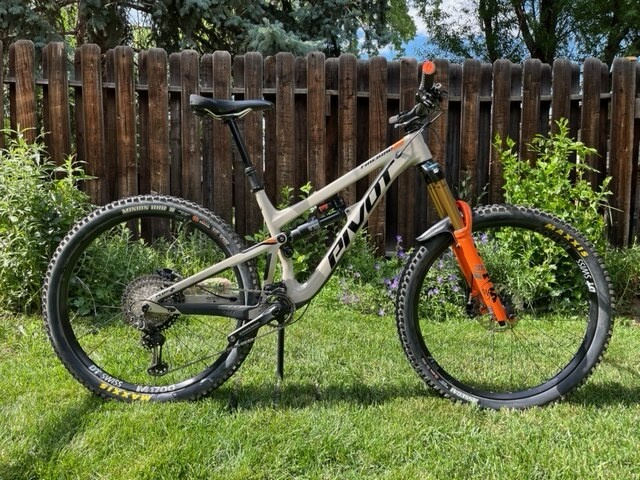 2020 Pivot Firebird Excellent Condition For Sale