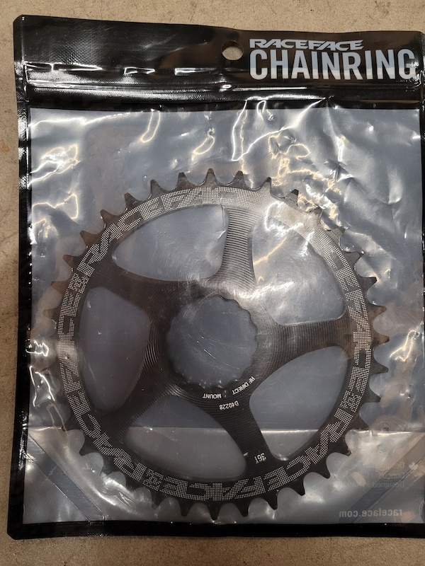 Raceface cinch direct mount 36T chain ring For Sale