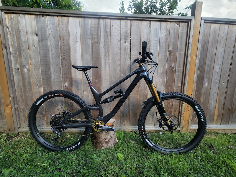 2021 Canyon torque CF 8 med (upgraded) For Sale