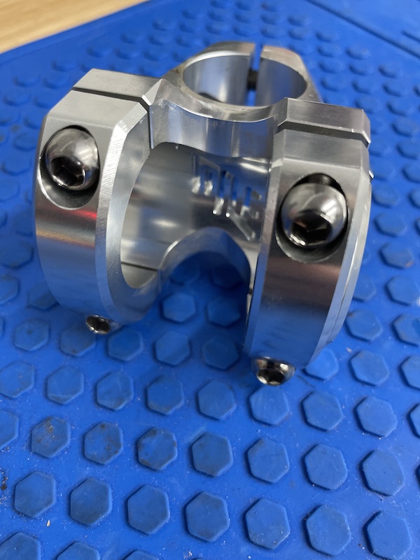 2022 Title stem 31.8 35mm length silver For Sale