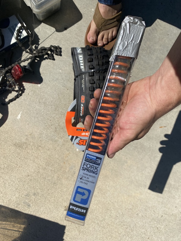 2019 PUSH ACS3 ROCK SHOX Lyric SPRING ASSEMBLY For Sale