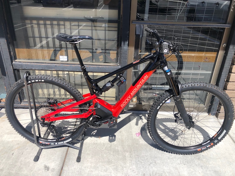 2022 Rocky Mountain Altitude Powerplay C70 For Sale