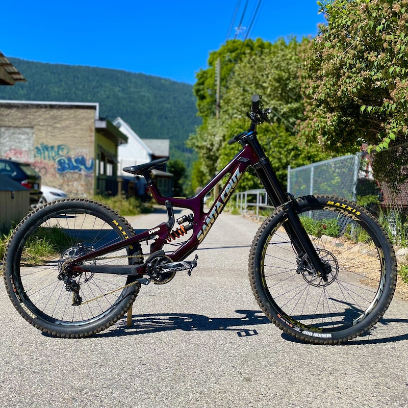 2021 V10 CC MX Medium For Sale