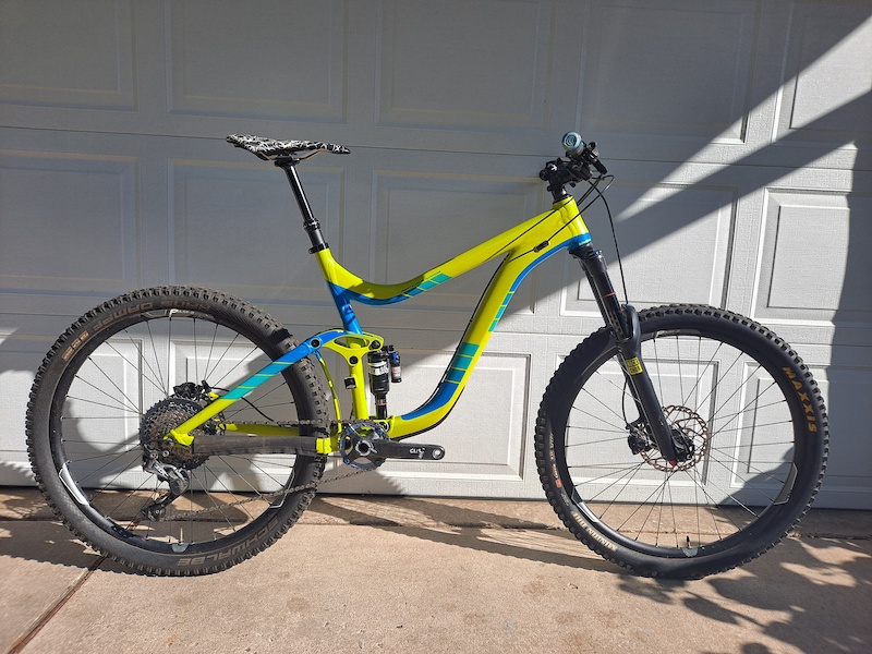 2016 Large Giant Reign For Sale