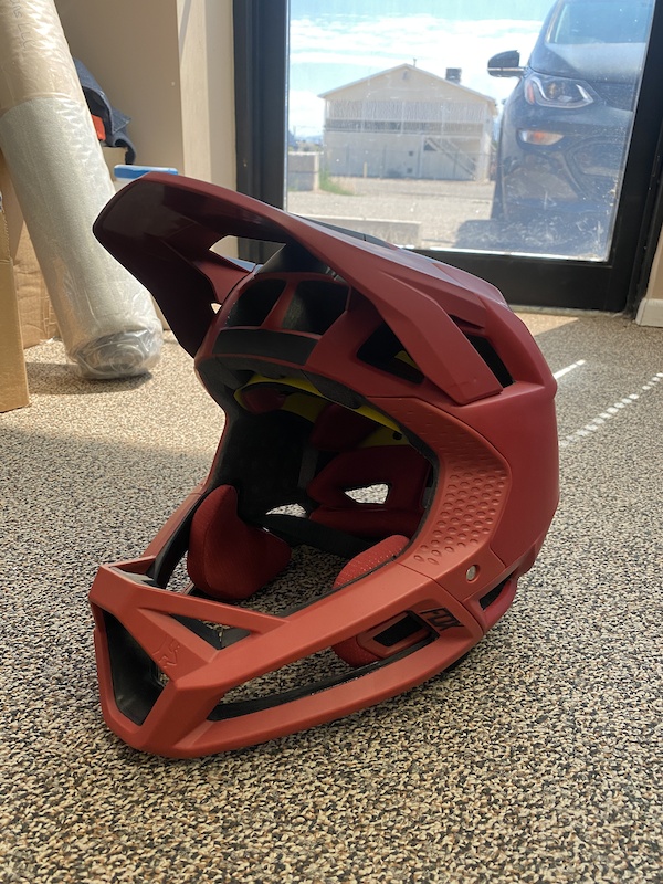 2019 Fox Proframe XL - Shipping included For Sale