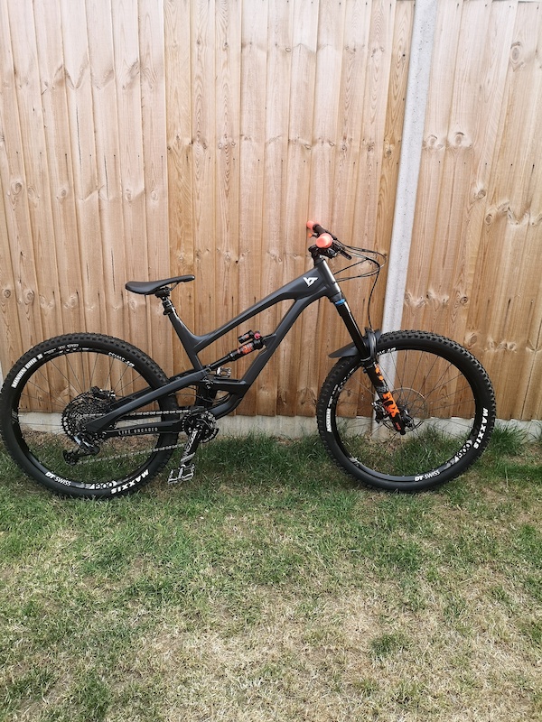 2021 Yt capra pro Al 27.5 XL For Sale
