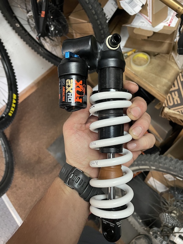 2021 Fox DHX2 Coil W/2 Springs 230x60mm **PENDING** For Sale