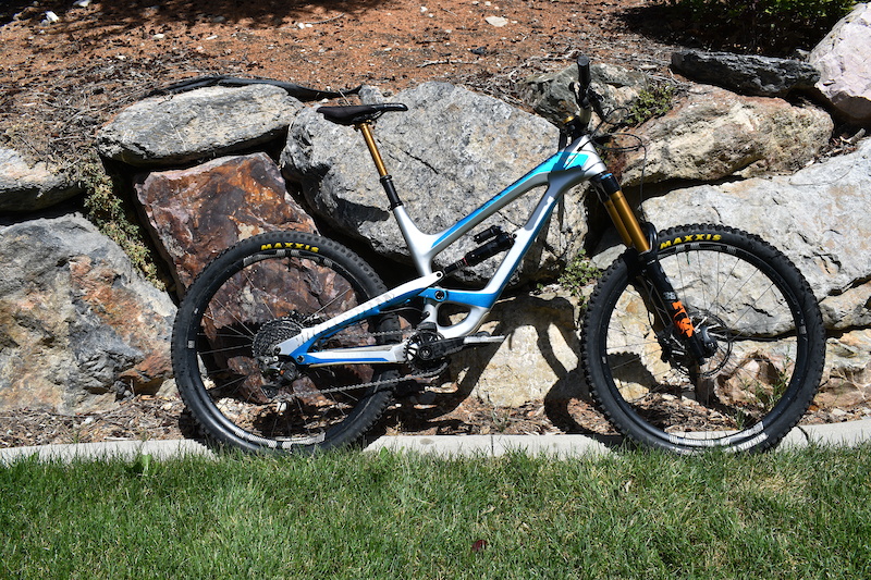 2019 YT Capra Pro Race 27.5- Fox Factory 38 For Sale