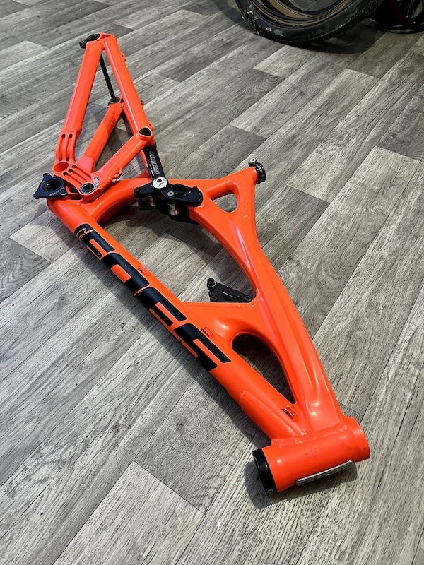 2013 Foes Hydro No.001 signature Frame large For Sale