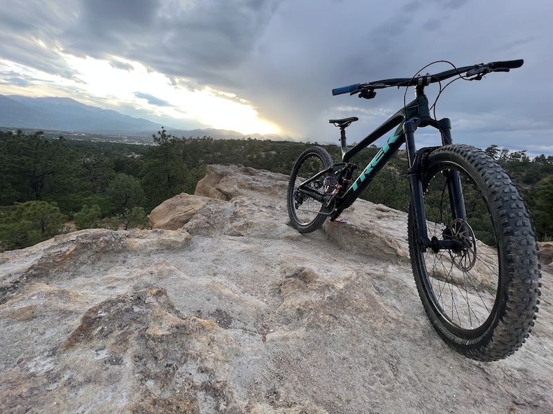 2019 Trek slash 9.8 Size L with gx axes shifting For Sale