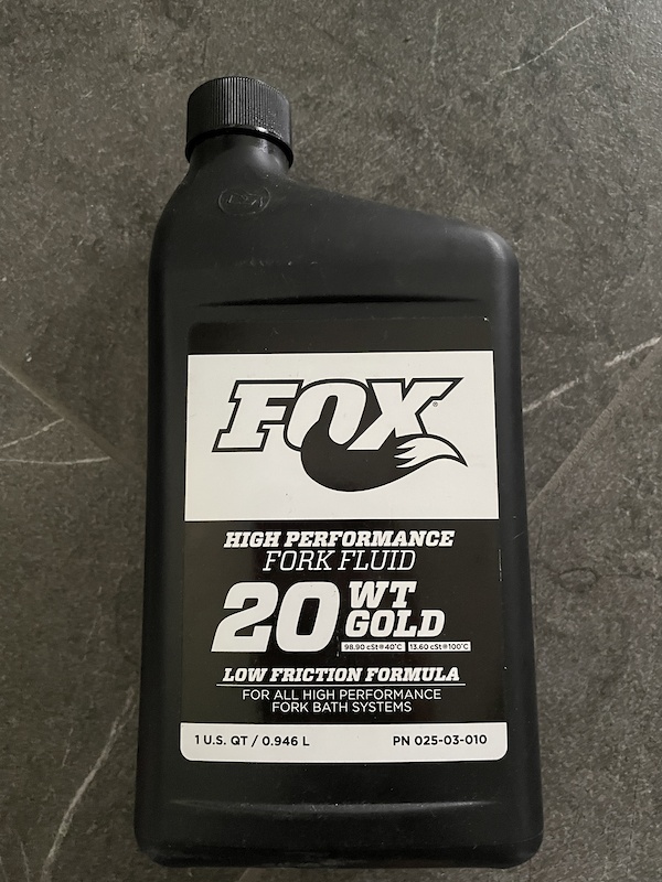 2021 FREE FOX 20 WT GOLD FORK FLUID OIL 025-03-010 For Sale